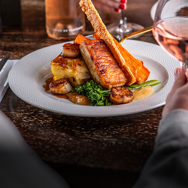 Country Pub Food Menu in Stockport The Midland